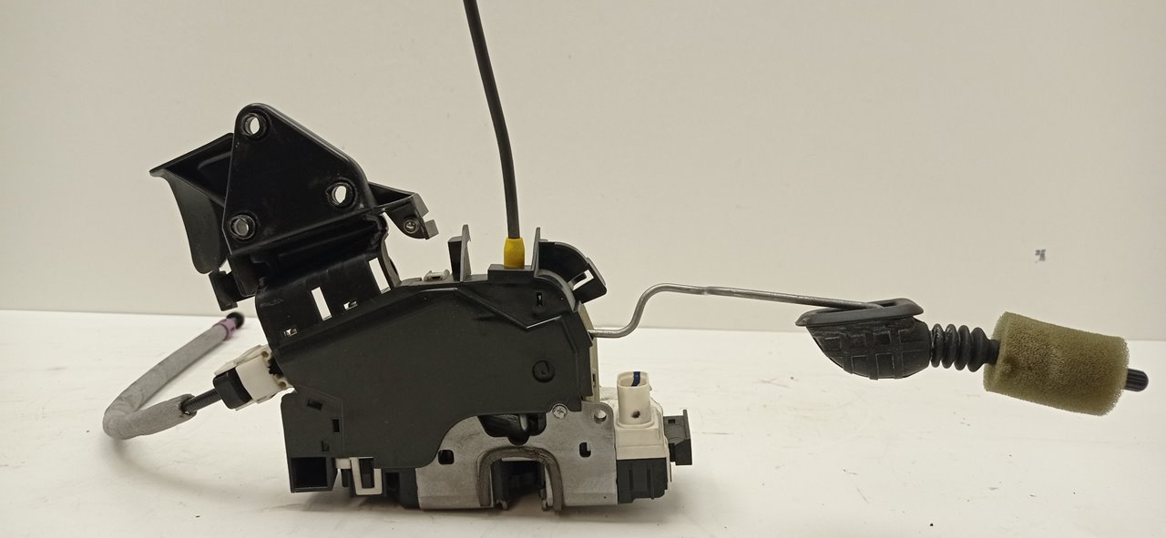 Front right lock MERCEDES-BENZ C-CLASS (W204) C 320 CDI (204.022 ...