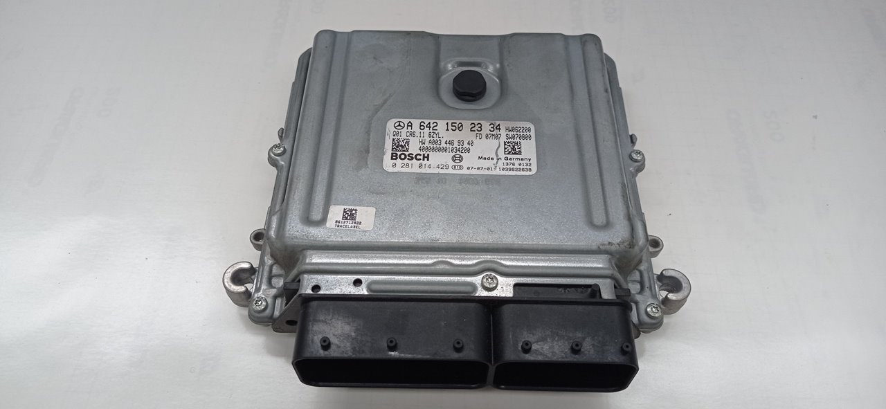 Engine control unit (ECU) MERCEDES-BENZ C-CLASS (W204) C 320 CDI (204. ...